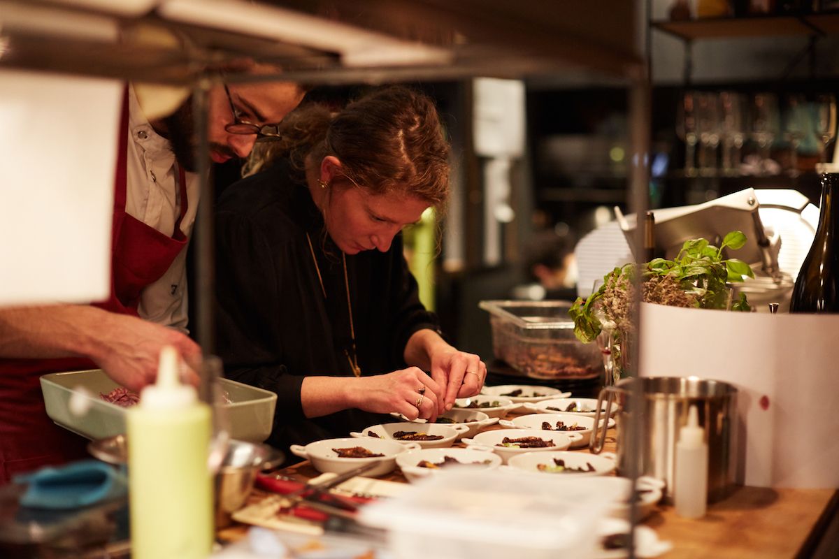 Fine Dining with Insects | MikroKosmos